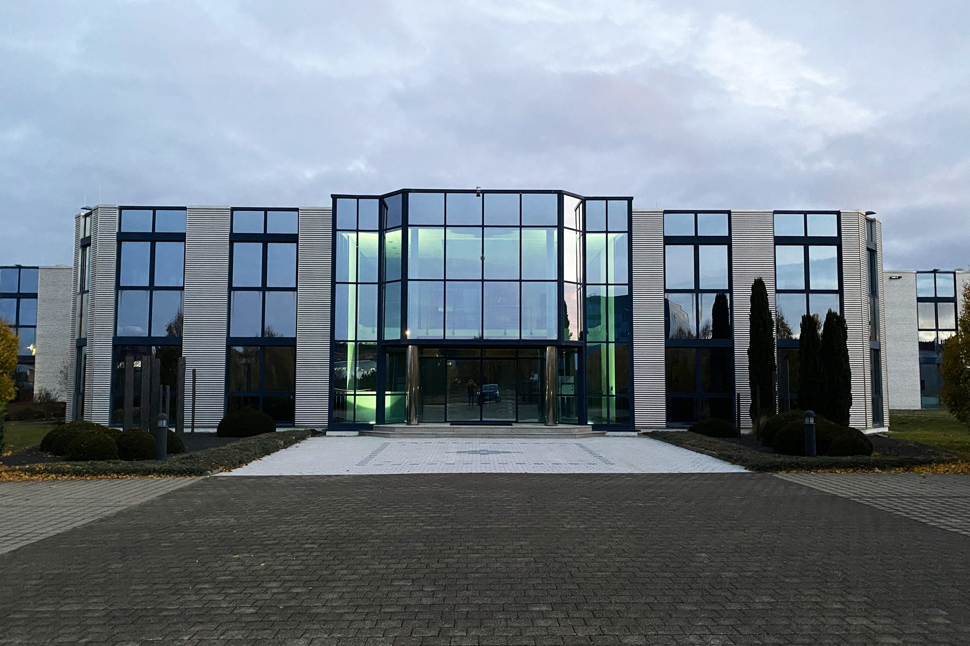 Umzug von Schwenningen nach Niedereschach fürs weitere Wachstum - STEIN ...